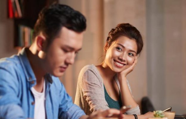 Kebiasaan Ini Bikin Kamu Disukai Orang, Yuk Simak Ulasan Lengkapnya - Warta Zone