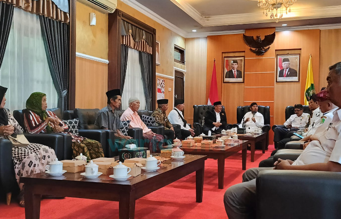 Baznas Sumenep Salurkan Bantuan Rp 400 Juta untuk RTLH, Begini Harapan ... Baznas Sumenep Salurkan Bantuan Rp 400 Juta untuk RTLH, Begini Harapan ...